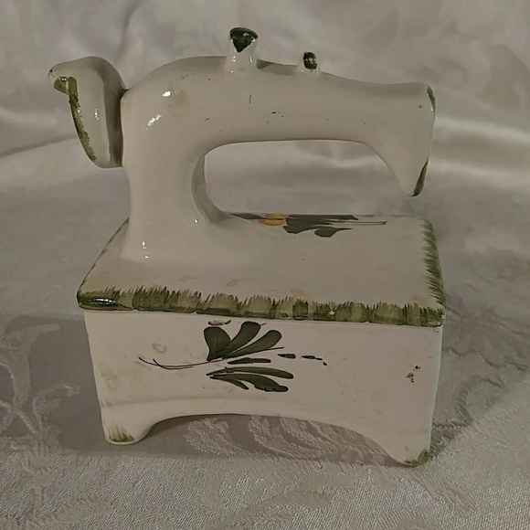 italy | Accents | Vintage Ceramic Hand Painted Italy Sewing Machine ...